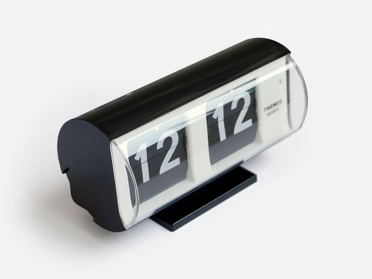 Cylinder Flip Clock – Present & Correct